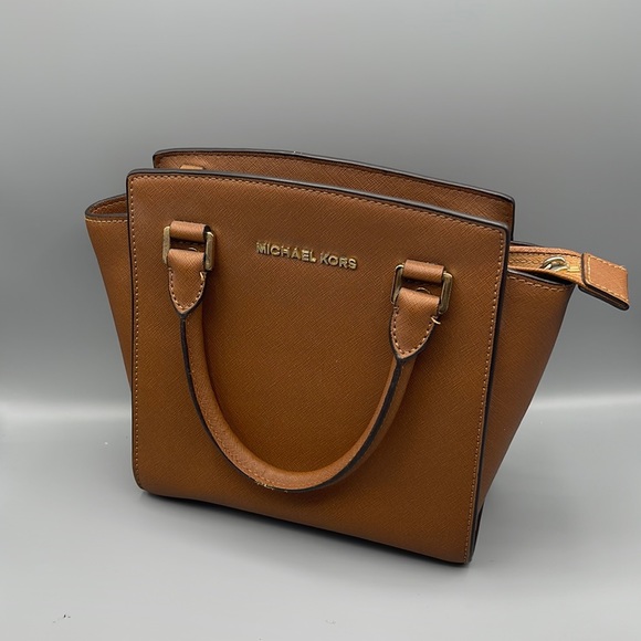 Michael Kors | Bags | Michael Kors Brown Hand Bag | Poshmark